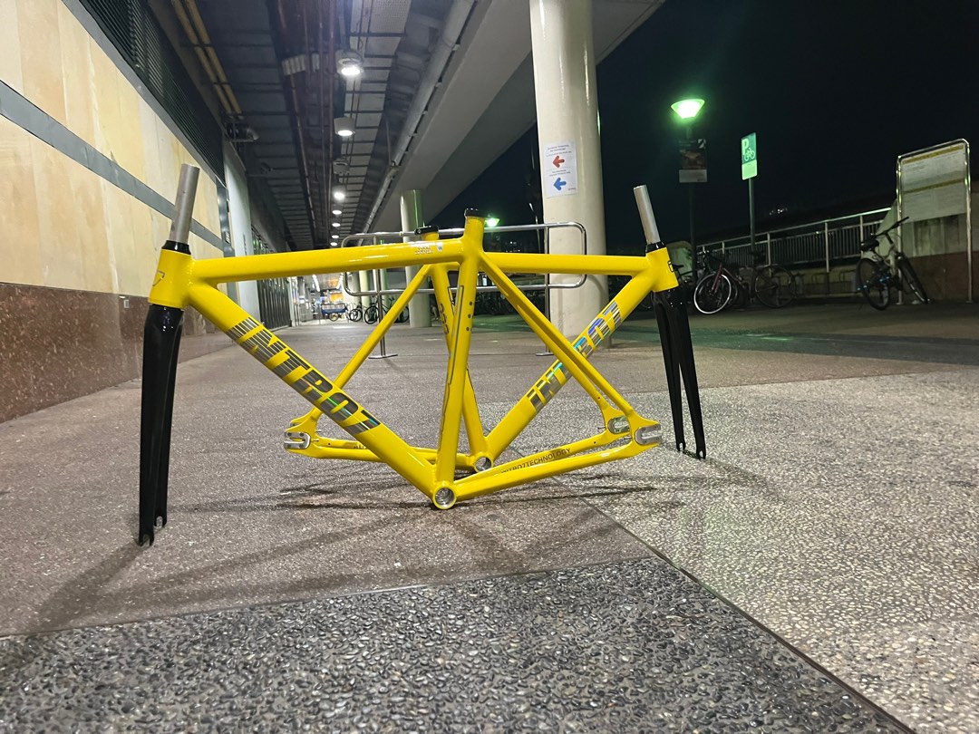 Intro 7 Frameset, Sports Equipment, Bicycles & Parts, Bicycles on Carousell