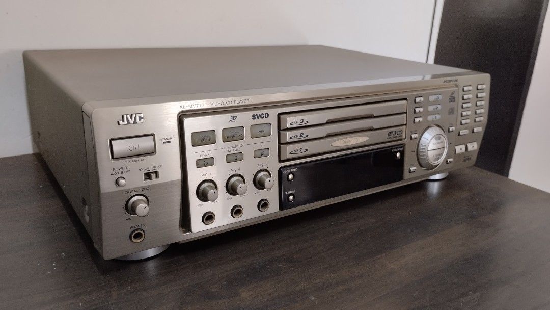 (VERY WELL KEPT) JVC - 3 DISC CD/VCD PLAYER, Can Plug-in To Any TV, Audio, Portable Music ...