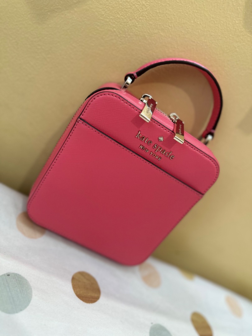 Kate Spade Vanity Bag, Luxury, Bags & Wallets on Carousell