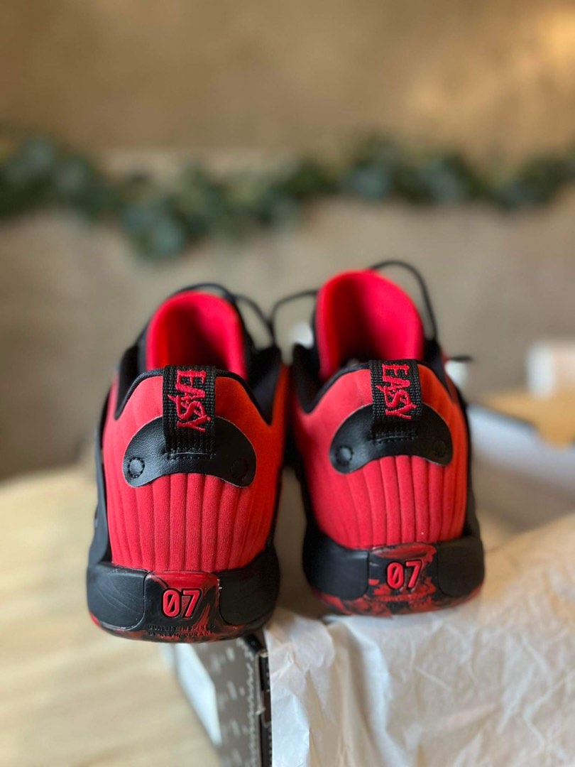 KD15, Sports Equipment, Sports & Games, Racket and Ball Sports on Carousell
