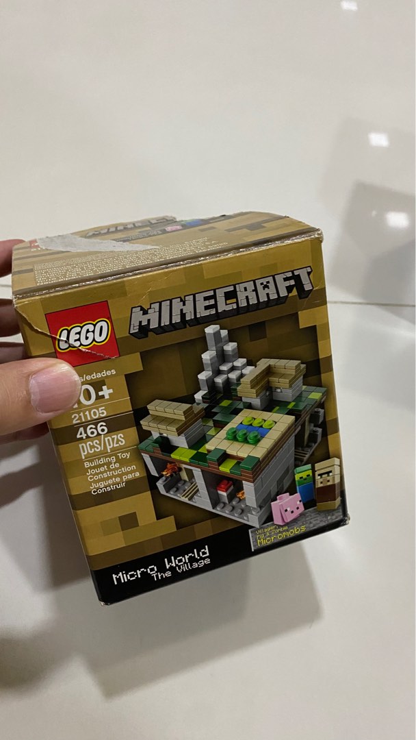 LEGO 21105 - LEGO Minecraft Micro World The Village, Hobbies & Toys ...