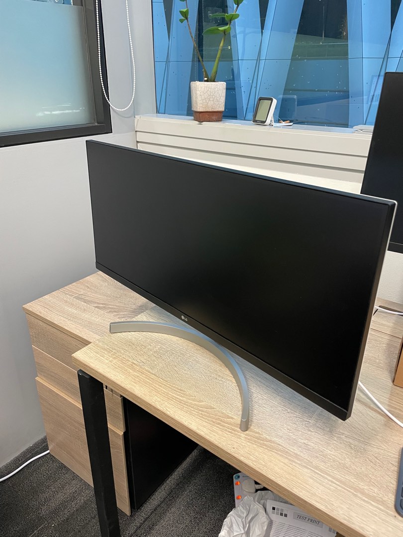 LG 29WN600-W 29" 21:9 UltraWide WFHD IPS HDR10 Monitor with FreeSync ...