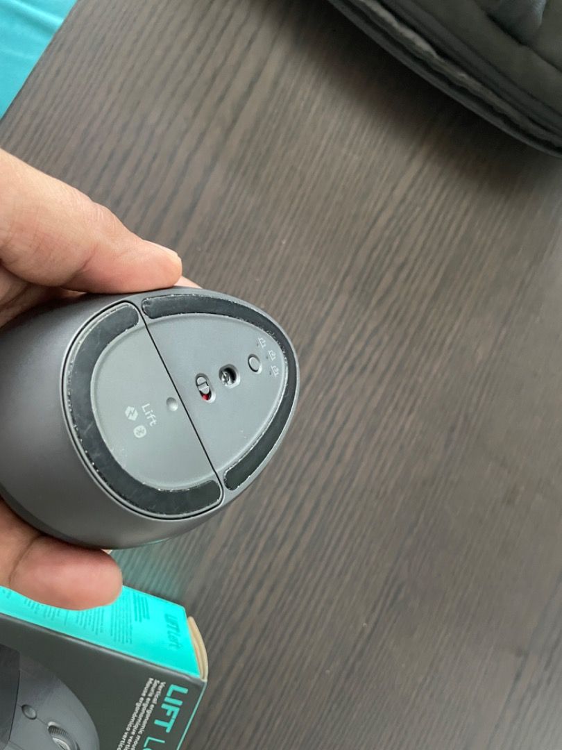 Logitech Lift - Left Handed - Vertical Ergonomic Mouse, Computers ...