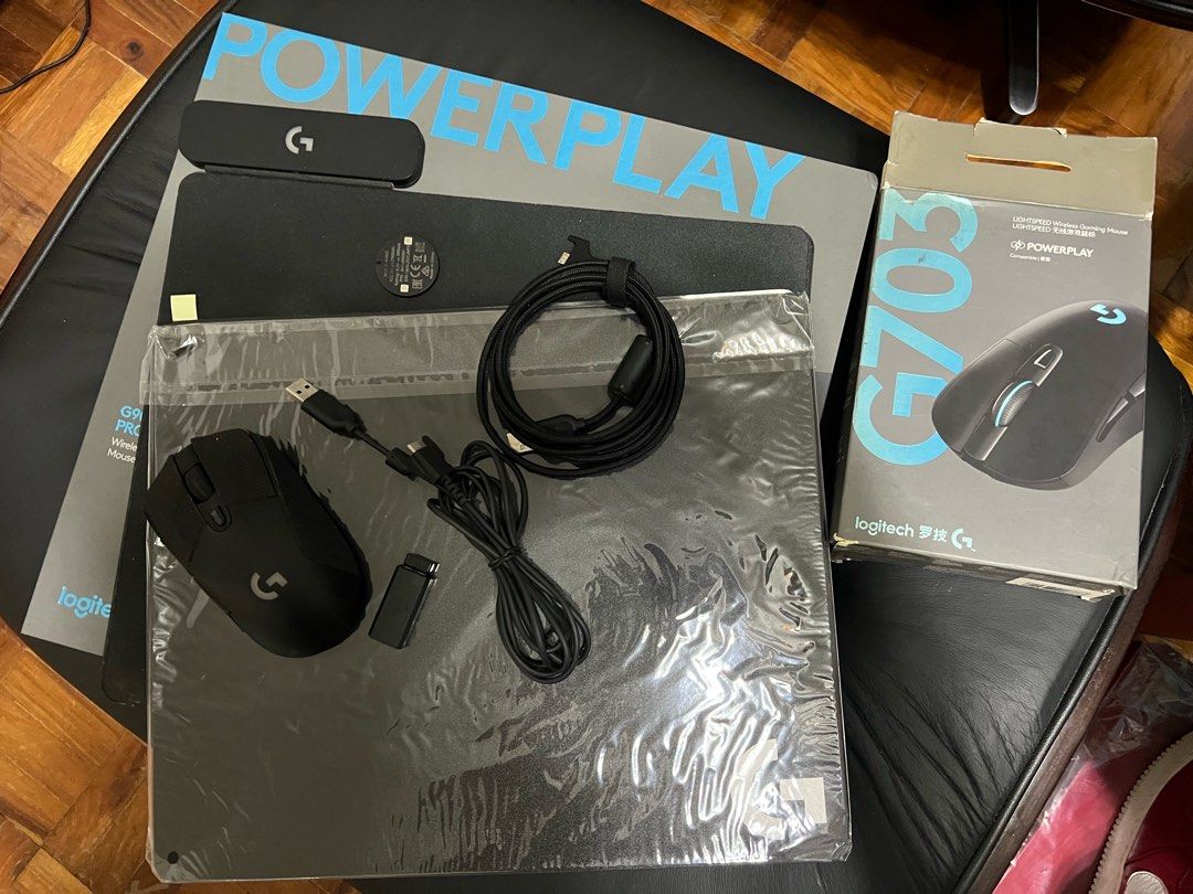 Logitech Powerplay Wireless Charging Mat with G703 Mouse, Computers ...