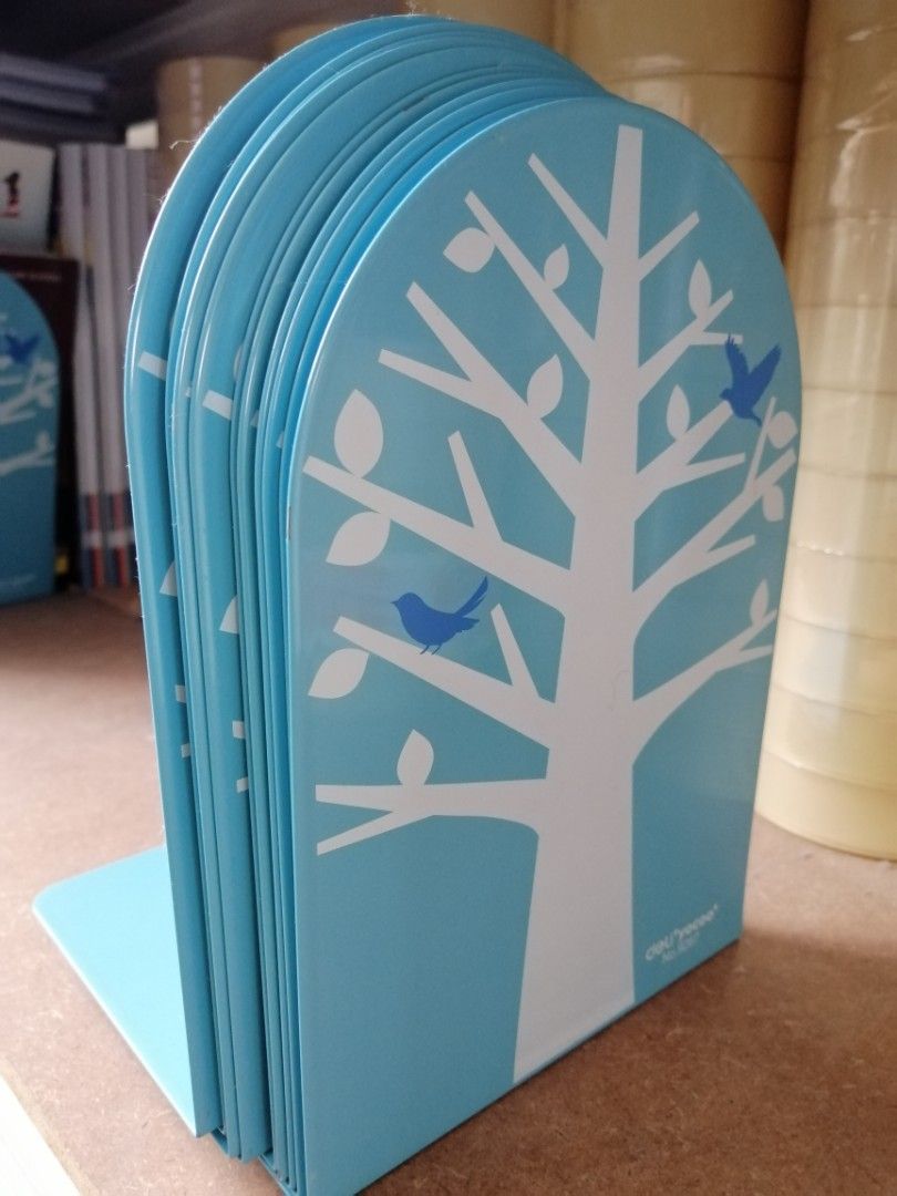 Metal book stand penahan buku besi, Hobbies & Toys, Stationery & Craft ...