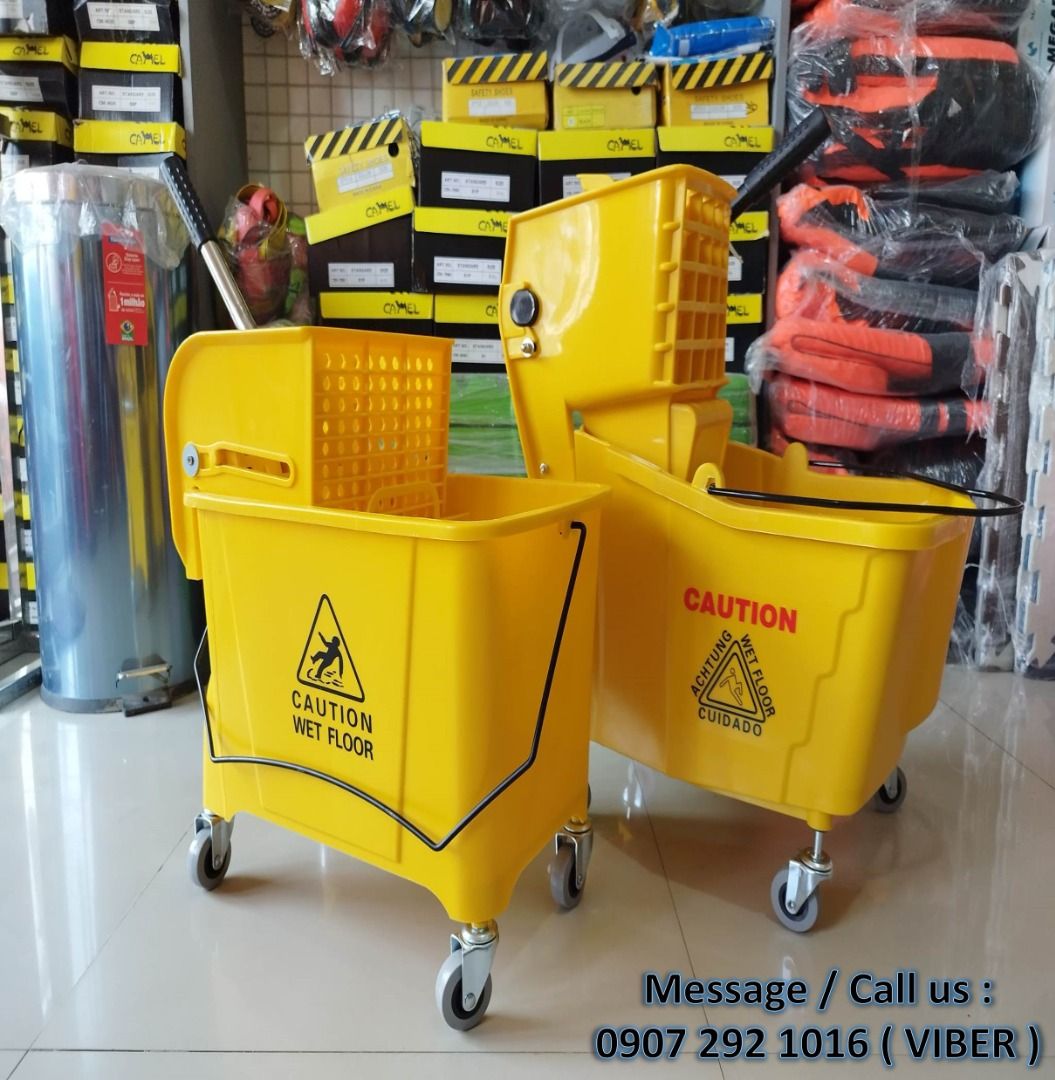 Mop squeezer 984, Furniture & Home Living, Cleaning & Homecare Supplies ...