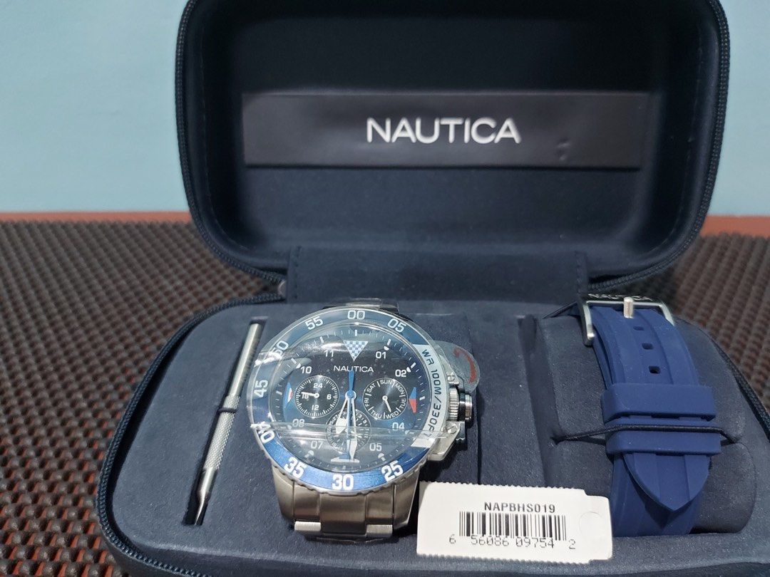 Nautica Bay-Ho Box Set Blue, Men's Fashion, Watches & Accessories ...
