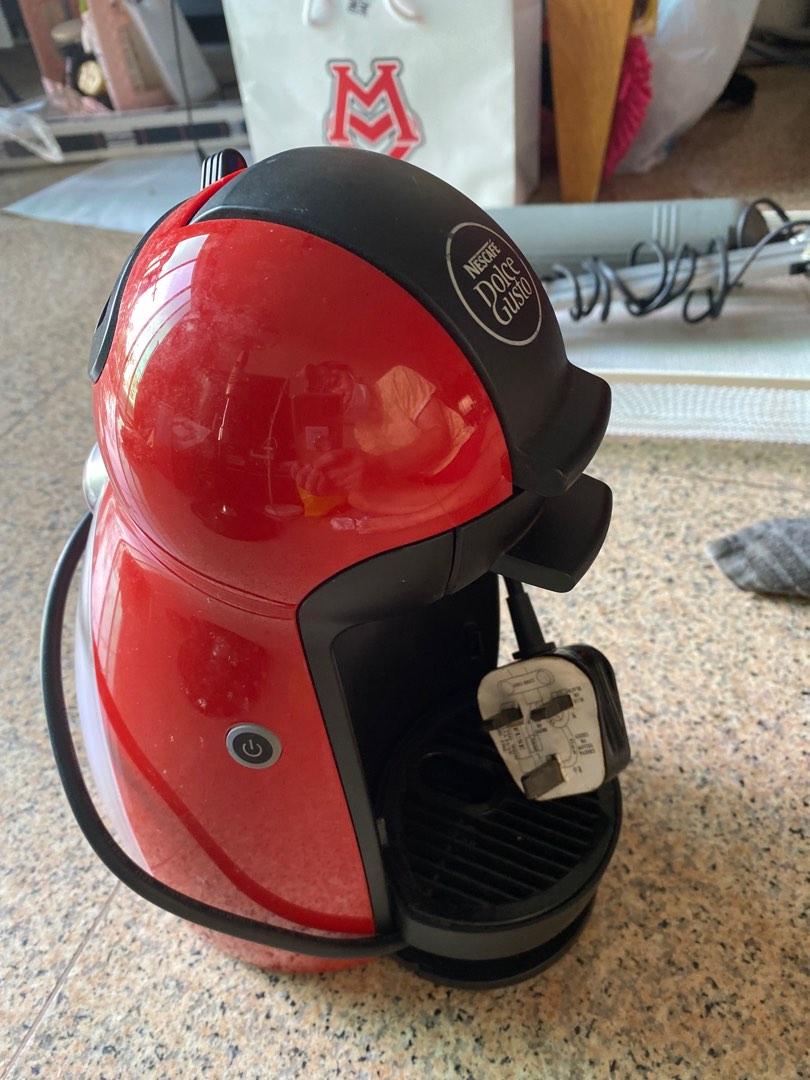 Nestle Dolce Gusto coffee machine, TV & Home Appliances, Kitchen ...