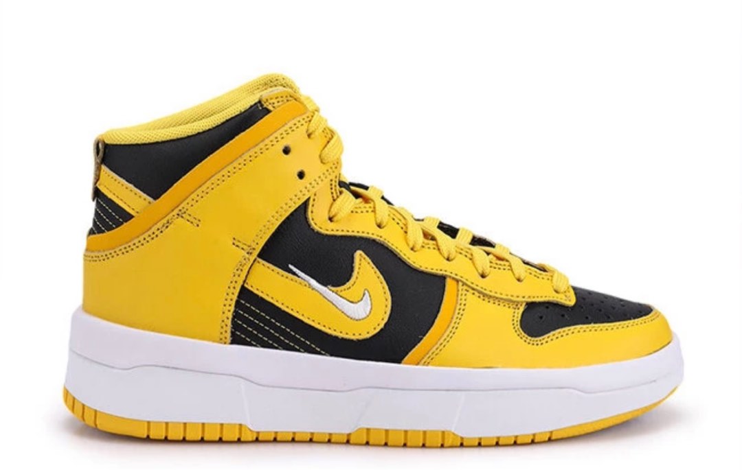 Nike dunk high up sneakers, Women's Fashion, Footwear, Sneakers on ...