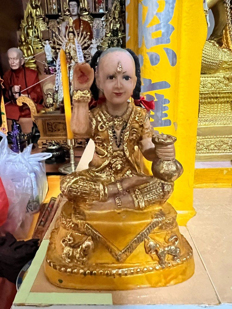 Old school Kmt kumanthong kumantong bucha amulet, Hobbies & Toys ...