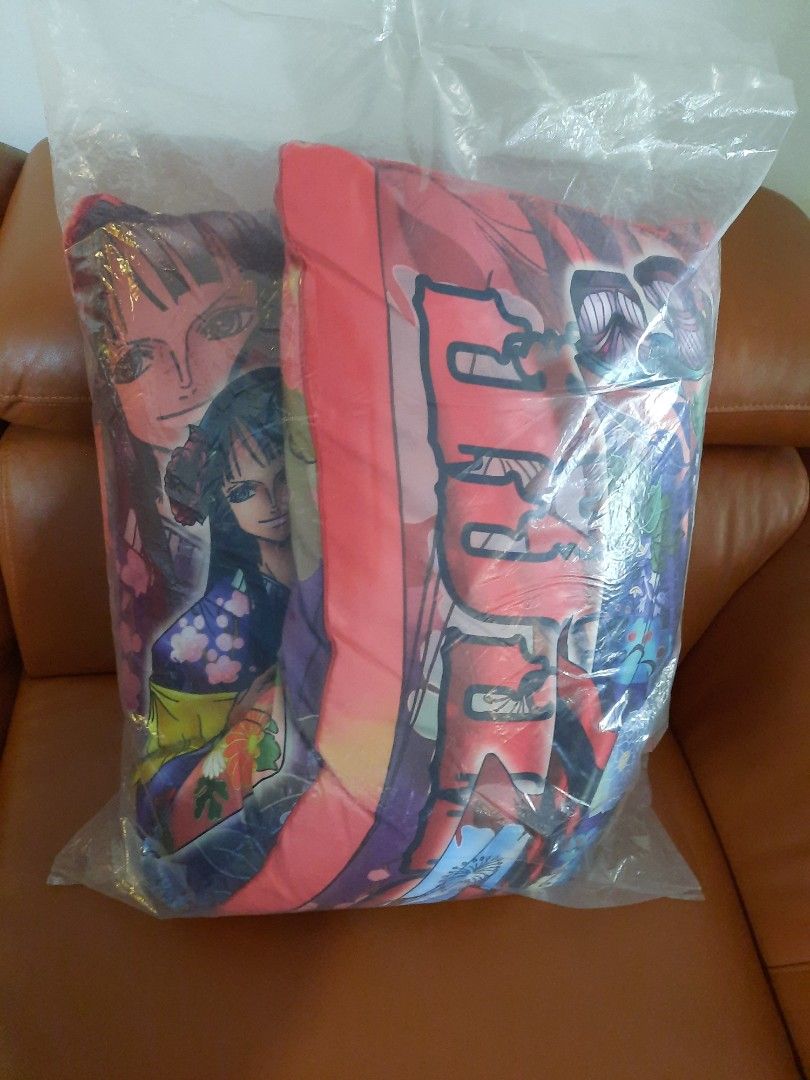 One Piece Nico Robin Bolster, Hobbies & Toys, Memorabilia ...