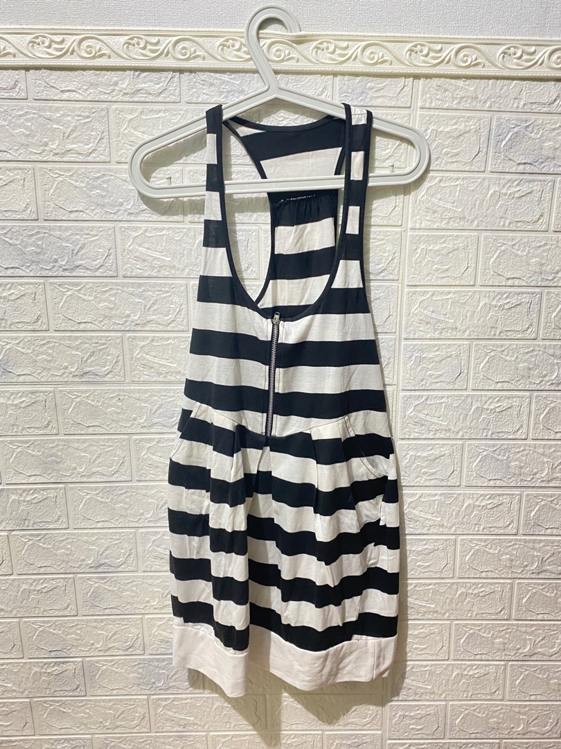 Overall baju monyet blaster hitam putih, Fesyen Wanita, Pakaian Wanita ...