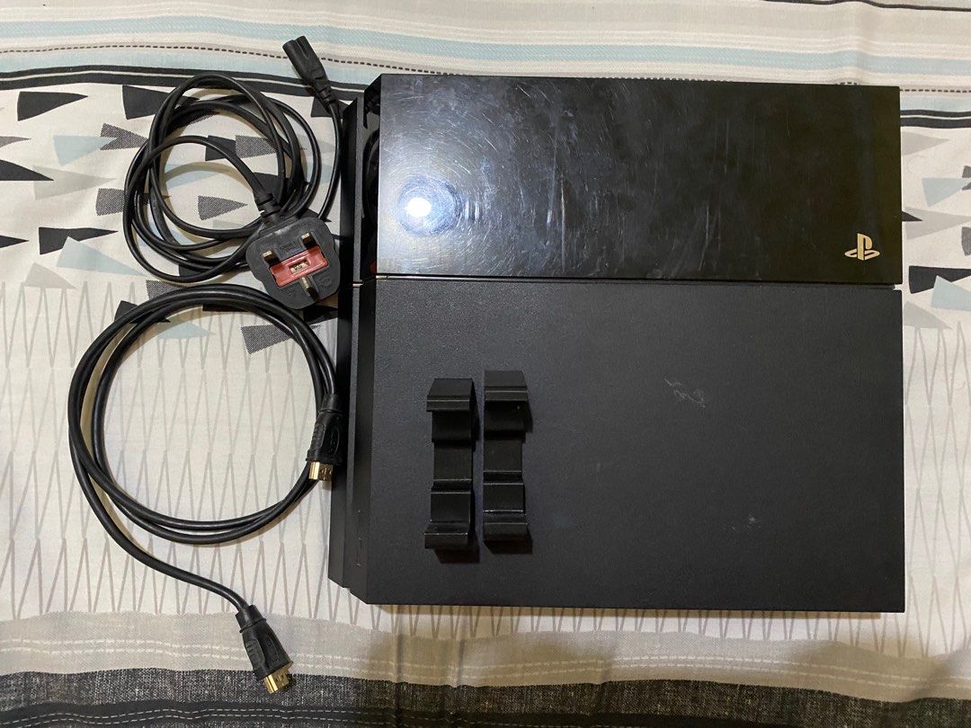 PS4 500GB 1st Gen, Video Gaming, Video Games, PlayStation on Carousell