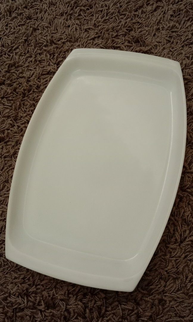 Pyrex serving tray, Furniture & Home Living, Kitchenware & Tableware ...