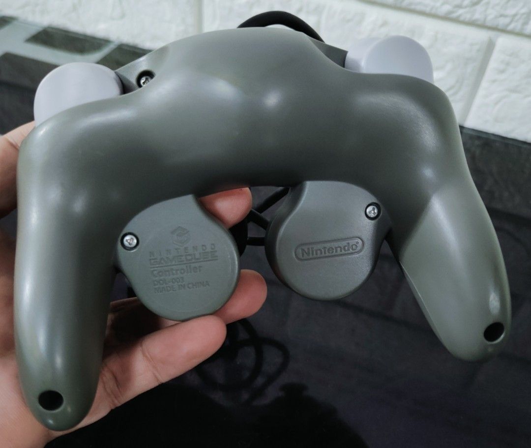 Rare Nintendo Gamecube Controllers (Authentic), Video Gaming, Gaming ...