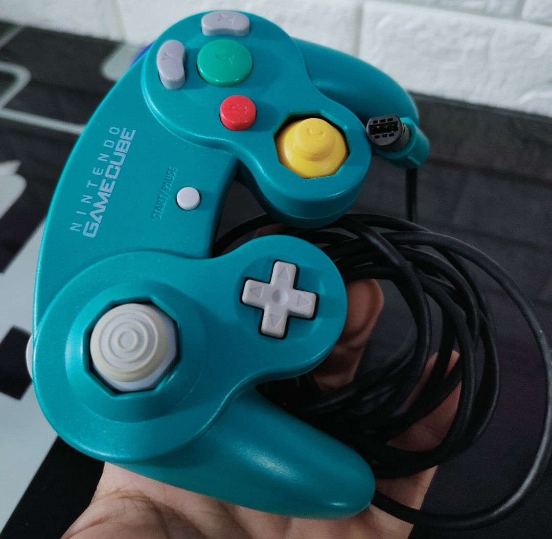 Rare Nintendo Gamecube Controllers (Authentic), Video Gaming, Gaming ...