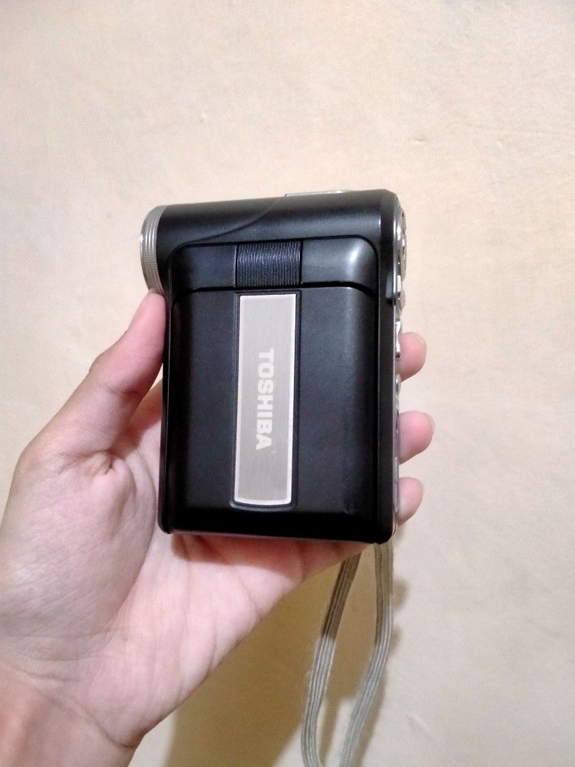 RARE toshiba digital camera | camcorder, Photography, Cameras on Carousell