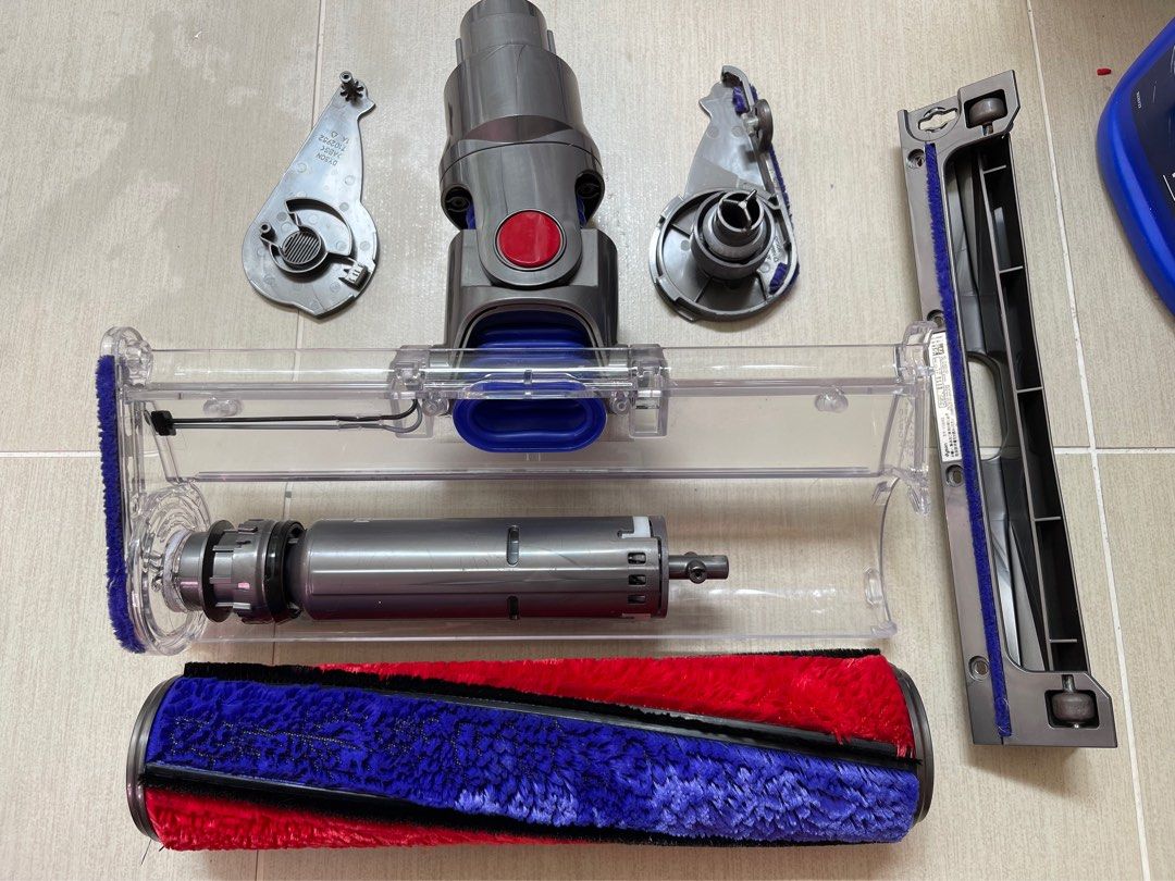 Refurb Dyson Fluffy Roller ahead V7 V8 V10 V11, TV & Home Appliances ...