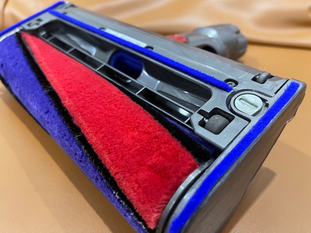 Refurb Dyson Fluffy Roller ahead V7 V8 V10 V11, TV & Home Appliances ...