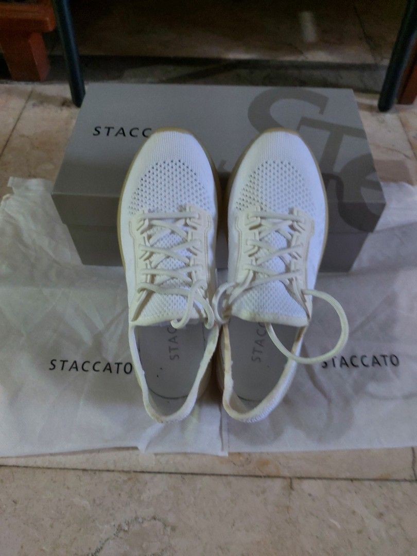 Sepatu staccato, Fesyen Wanita, Sepatu di Carousell