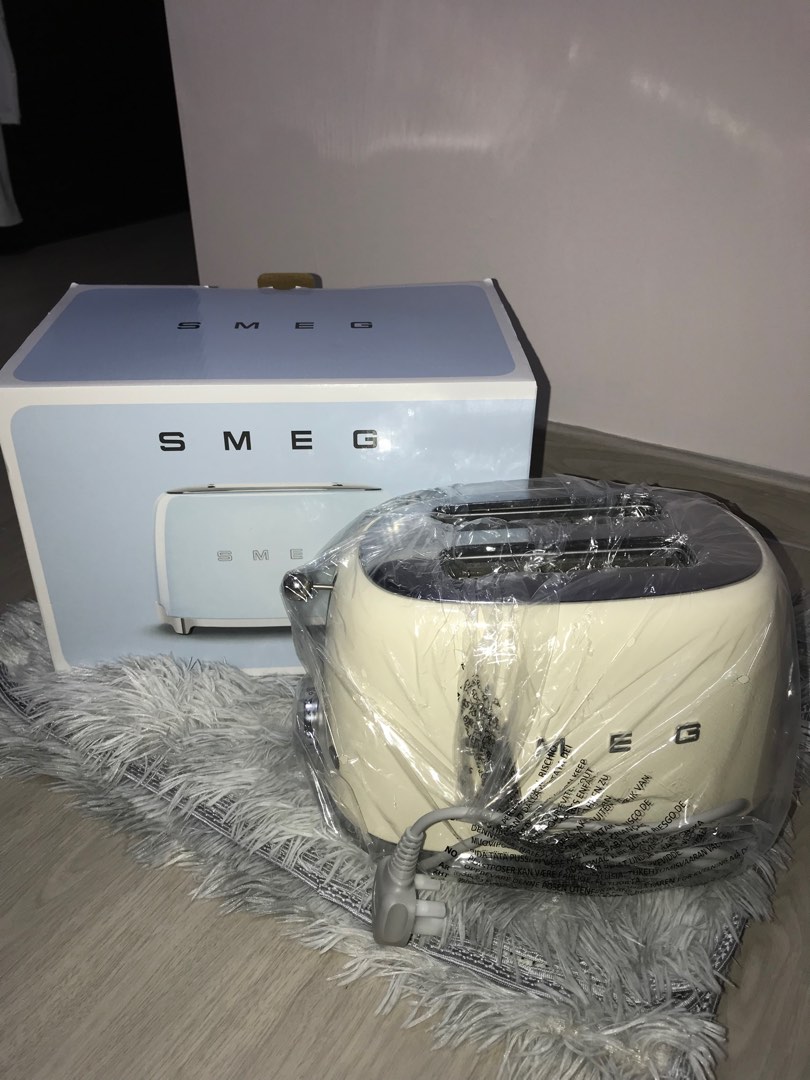 SMEG Retro Toaster, TV & Home Appliances, Kitchen Appliances, Ovens ...