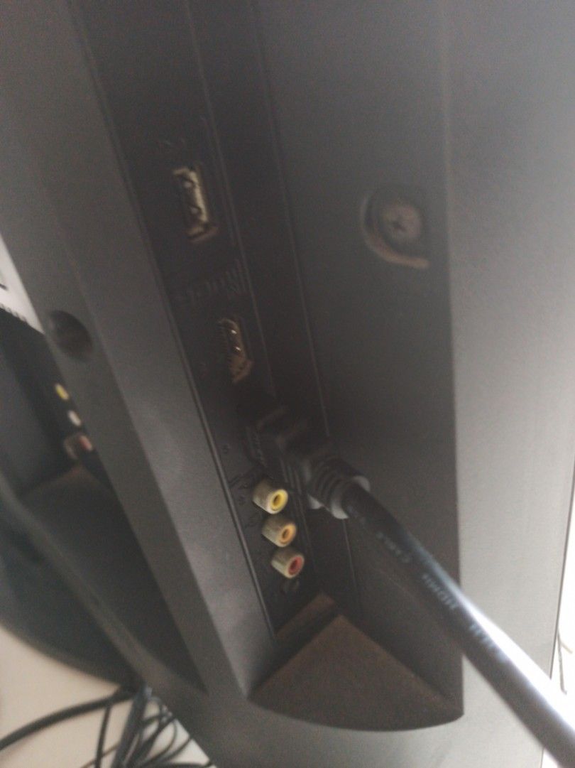 Sony bravia 32 inch LCD tv (NOT smart TV and pls read description), TV ...