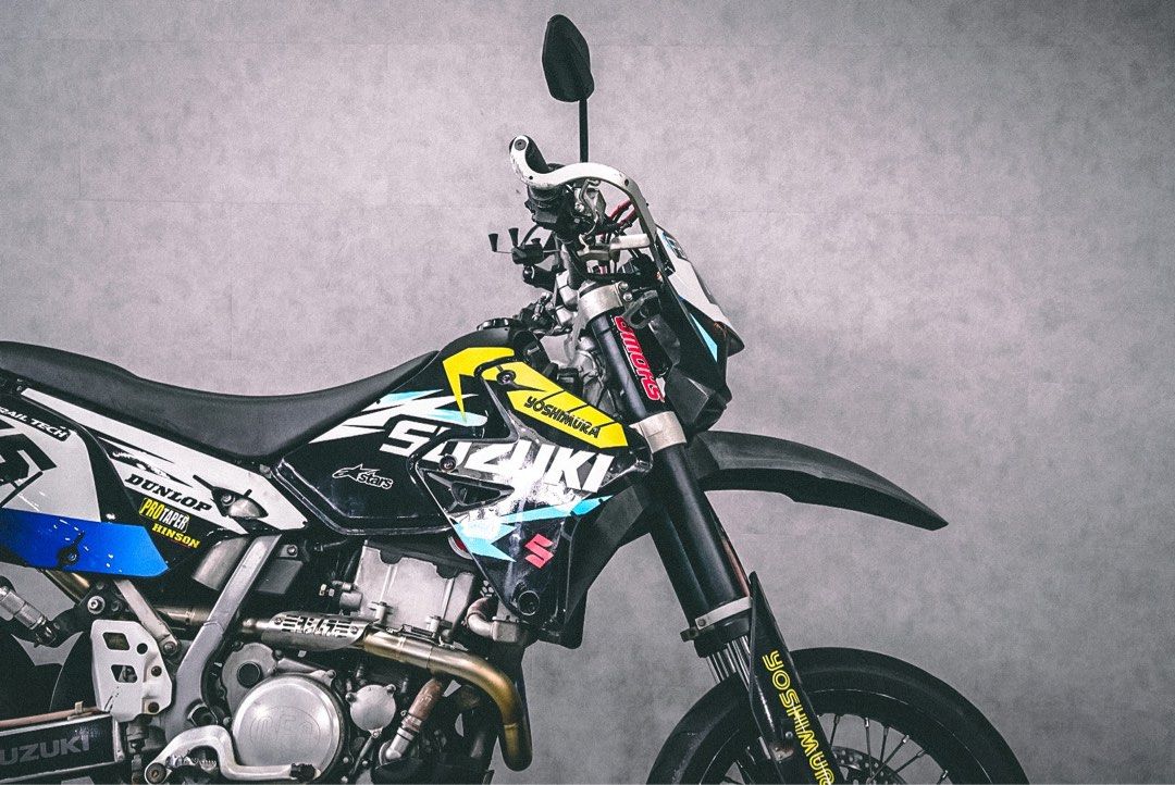 Suzuki DRZ 400 SM, Motorcycles, Motorcycles for Sale, Class 2A on Carousell