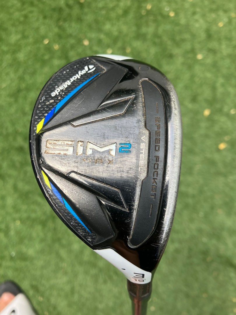 Taylormade SIM 2 Max 3-hybrid, Sports Equipment, Sports & Games, Golf on Carousell