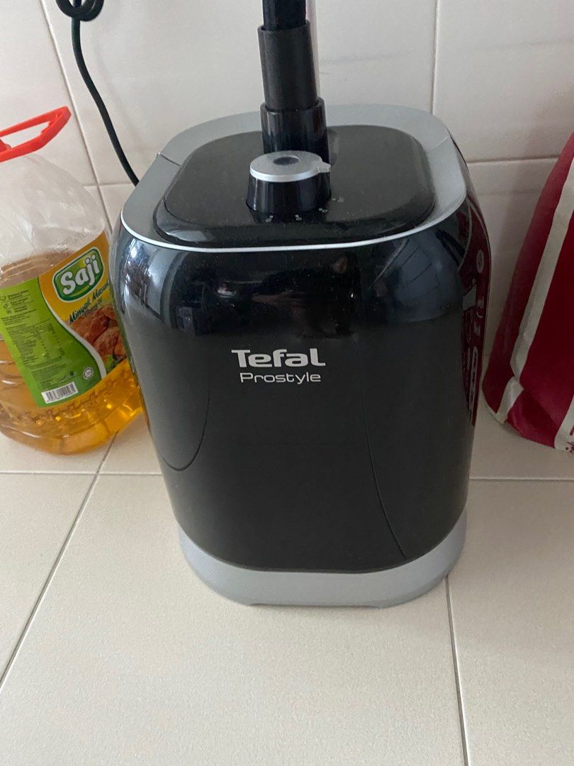 Tefel Garment Steamer, TV & Home Appliances, Irons & Steamers on Carousell