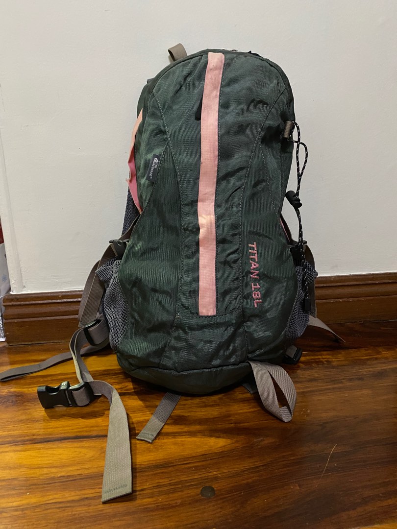 The Red Face Titan 18L Hiking Backpack, Women's Fashion, Bags & Wallets ...