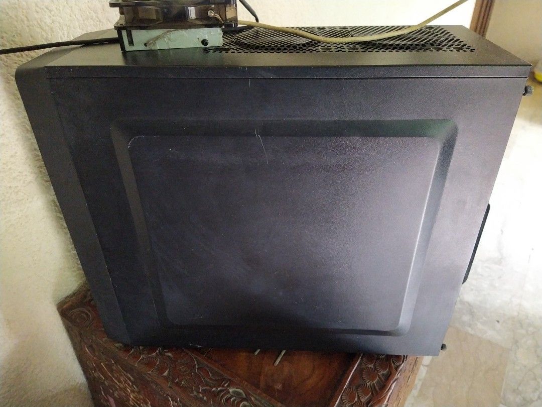 Thermal take tower, Computers & Tech, Desktops on Carousell