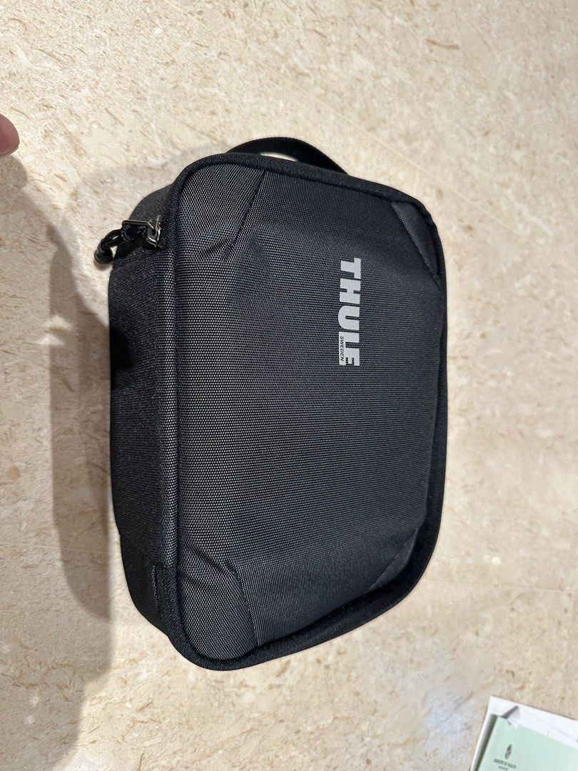 Thule Pouch, Men's Fashion, Bags, Belt bags, Clutches and Pouches on ...