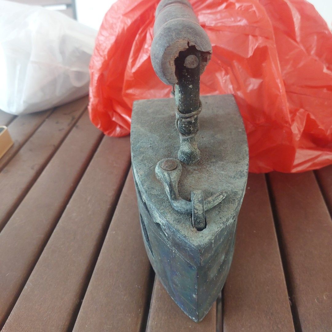 Very Old Iron (Charcoal), Hobbies & Toys, Memorabilia & Collectibles ...