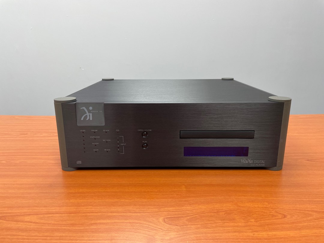 Wadia 16 CD Player, Audio, Soundbars, Speakers & Amplifiers on Carousell