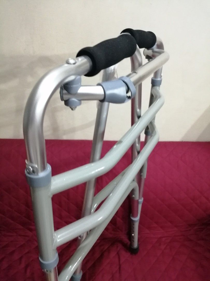 WALKER Without Wheels (FOR ADULTS) : Easy-to-use, Lightweight, Foldable ...