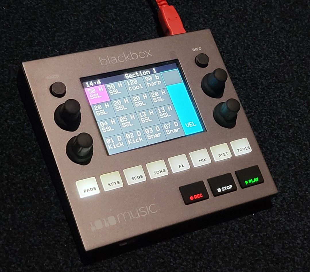 1010music Blackbox Studio - Compact Sampling Studio, Hobbies & Toys ...