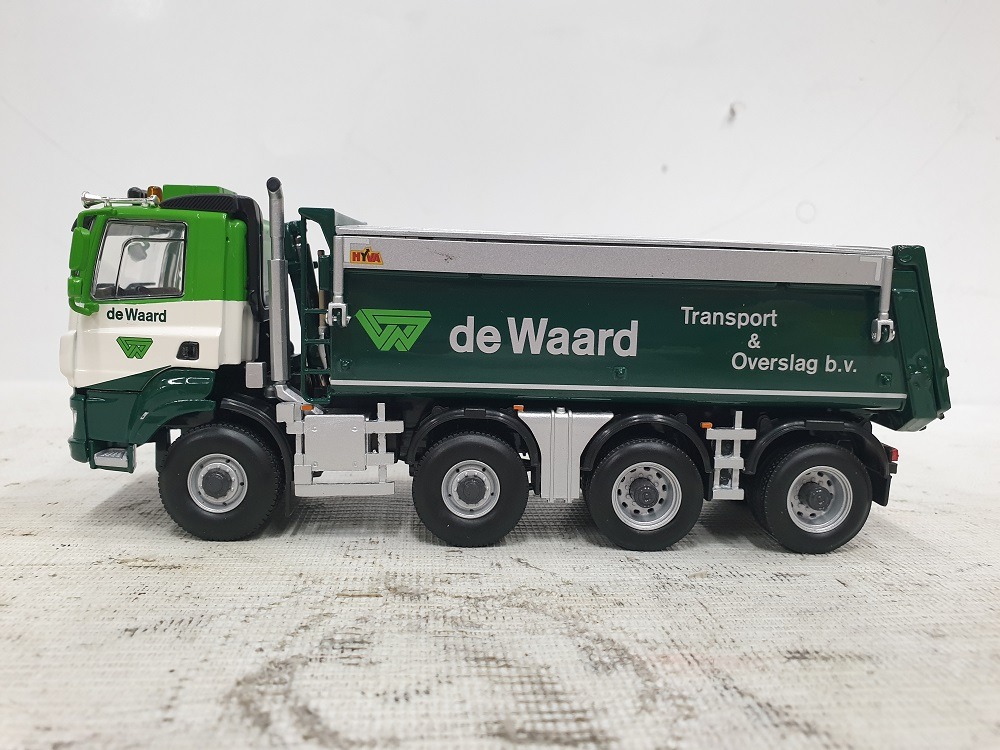 1:50 DAF 8X8 GINAF TIPPER TRUCK DE WAARD, Hobbies & Toys, Toys & Games ...