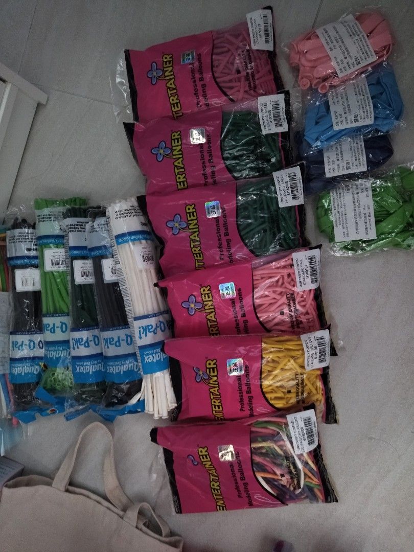 260 and 350 Qualatex and 160 Neotex balloons, Everything Else on Carousell