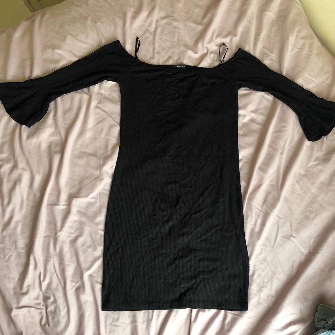 Mini sabrina dress forever 21, Fesyen Wanita, Pakaian Wanita, Lainnya ...