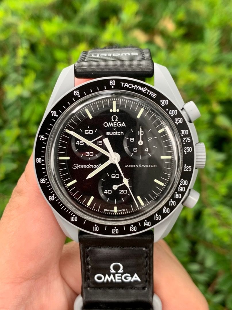 " Mission To The Moon " Swatch x Omega SO33M100, Men's Fashion, Watches ...
