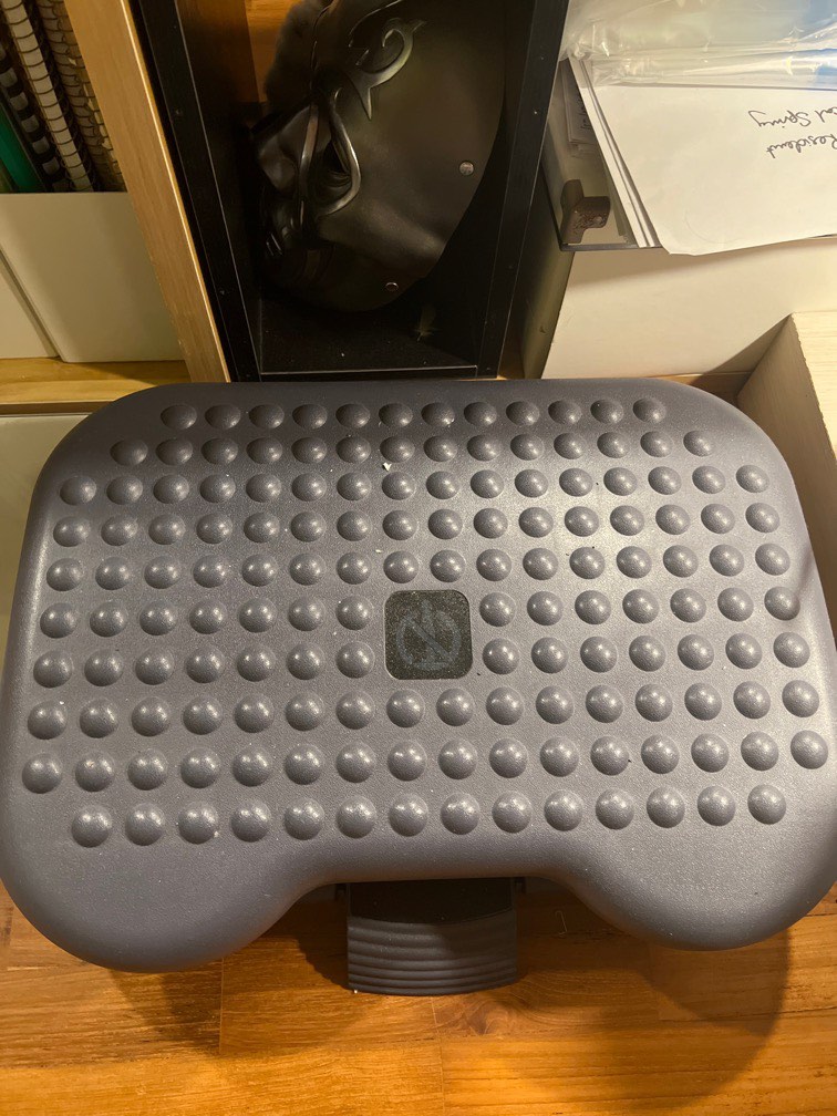 Adjustable ergonomic footrest support office desk under table, Beauty ...