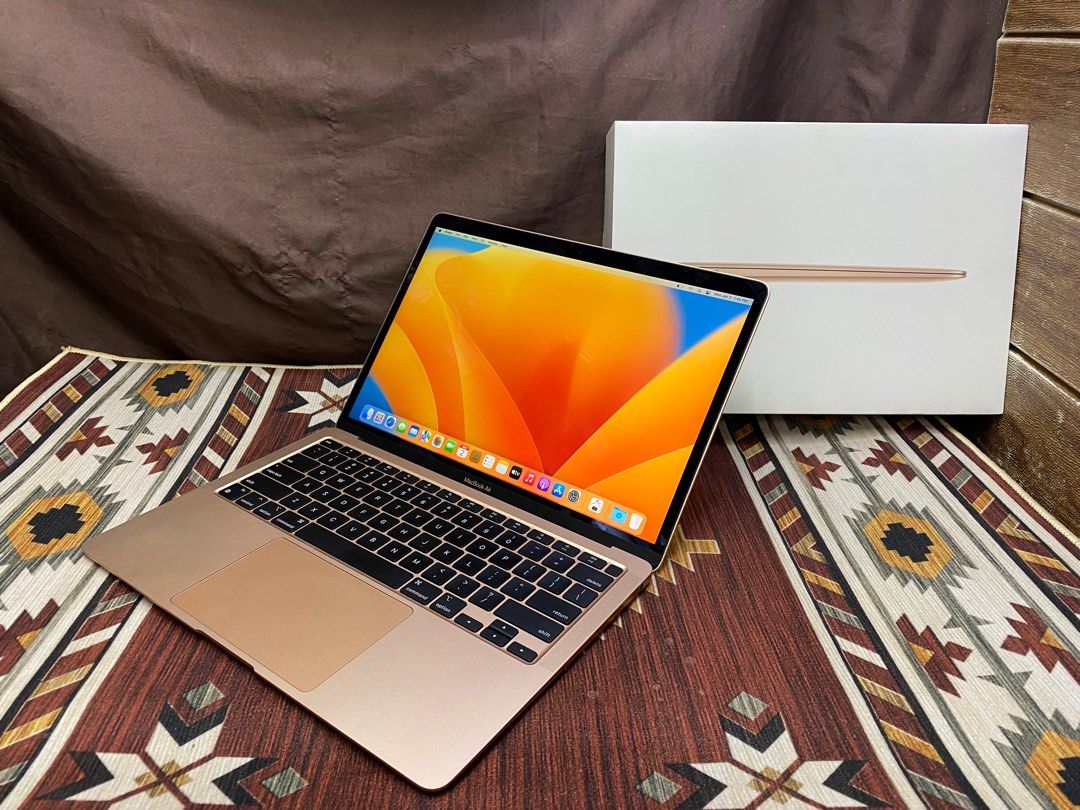 Apple MacBook Air 2020 Gold M1 Chip 8gb ram 256gb SSD 76 Cycle count 13 ...