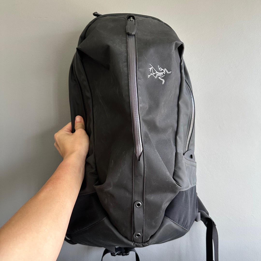 Arc’teryx Arro 22 Backpack, Men's Fashion, Bags, Backpacks on Carousell