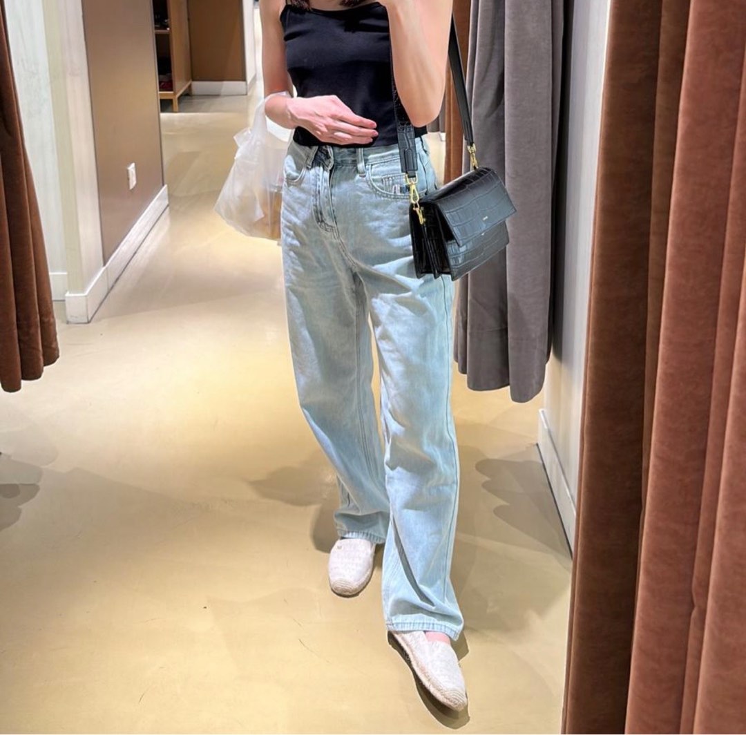 Baggy light colour pants, Women's Fashion, Bottoms, Jeans & Leggings on ...