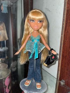 Bratz Secret Date Nevra, Hobbies & Toys, Toys & Games on Carousell