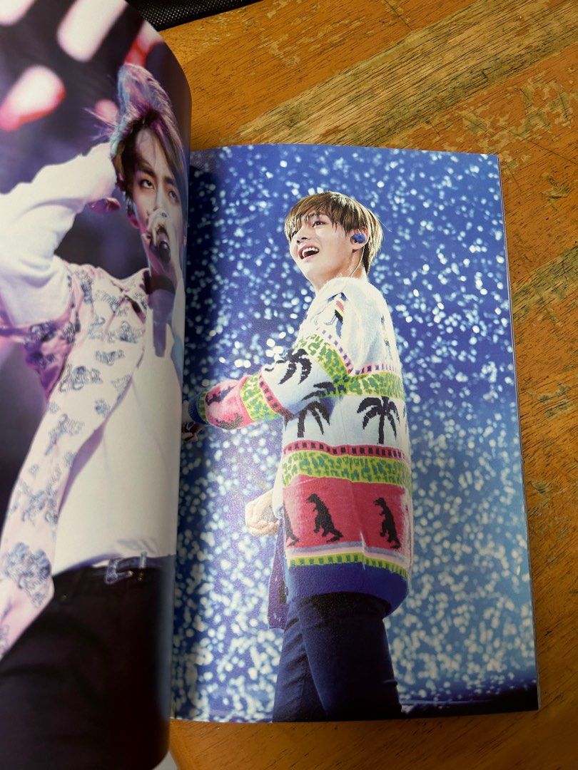BTS V Taehyung Photobook, Hobbies & Toys, Memorabilia & Collectibles, K ...
