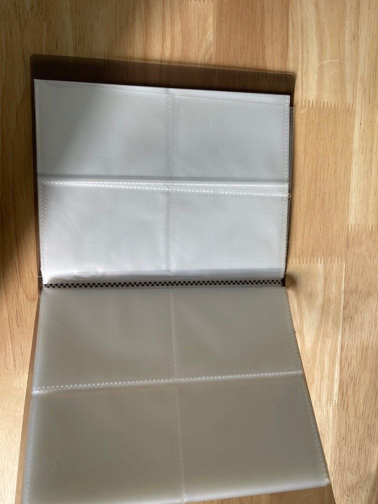 Card collector folder, Hobbies & Toys, Memorabilia & Collectibles ...