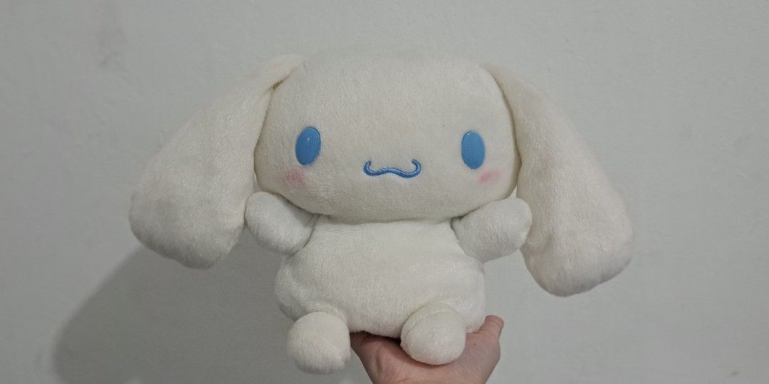 Cinnamoroll hand puppet, Hobbies & Toys, Toys & Games on Carousell