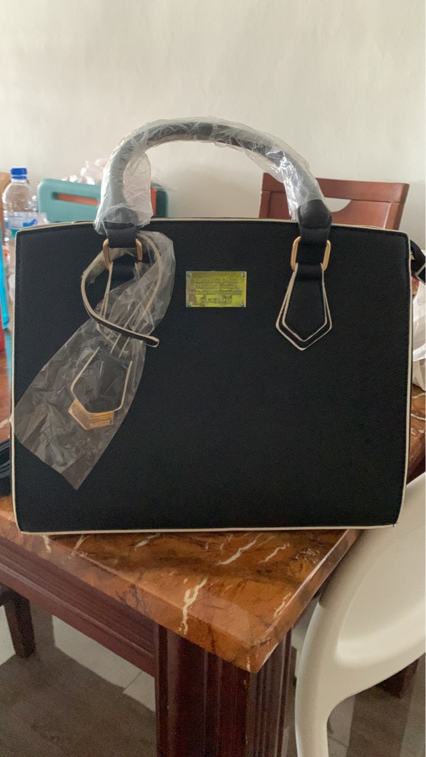 D Kelly black bag, Women's Fashion, Bags & Wallets, Cross-body Bags on ...