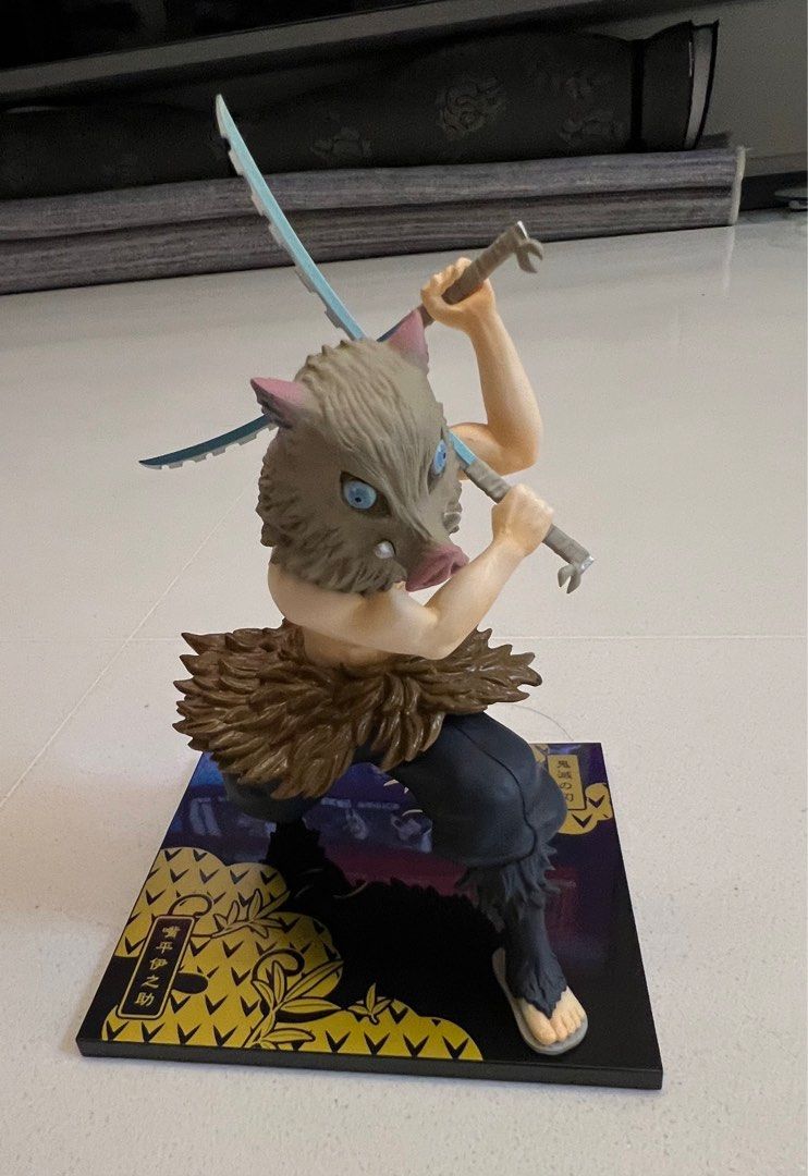 WTS Demon slayer inosuke figurine, Hobbies & Toys, Memorabilia ...